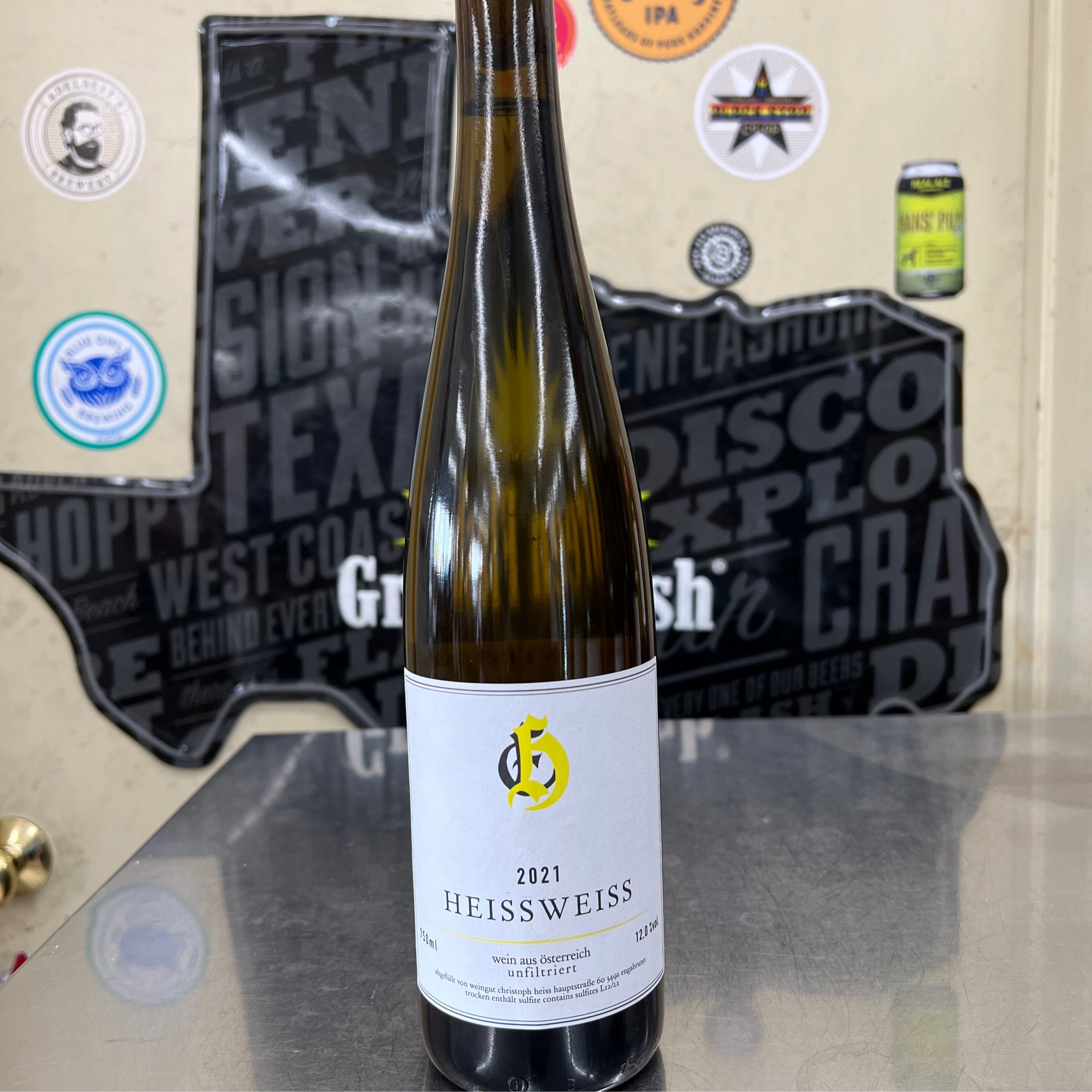 Christoph Heiss HEISSWEISS | SUNRISE BOTTLESHOP